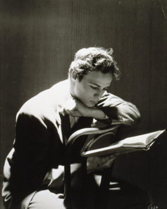 Marlon Brando Young: The Early Life of a Hollywood Legend