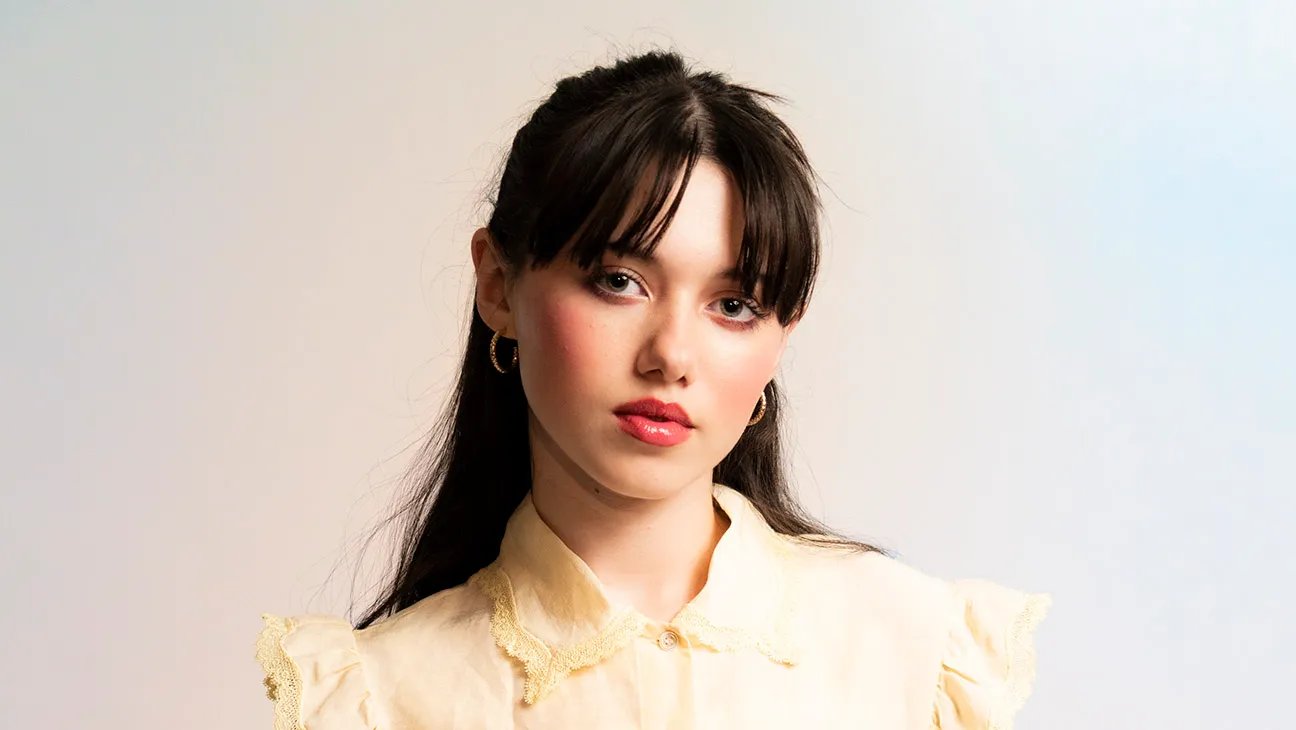 Violet McGraw Biography: Age, Movies, M3GAN Role & Career Facts