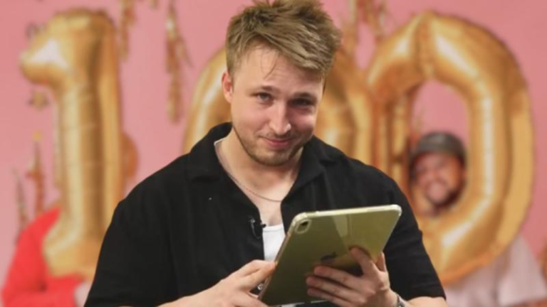 Shayne Topp Biography: Age, Career, Smosh Journey & Personal Life