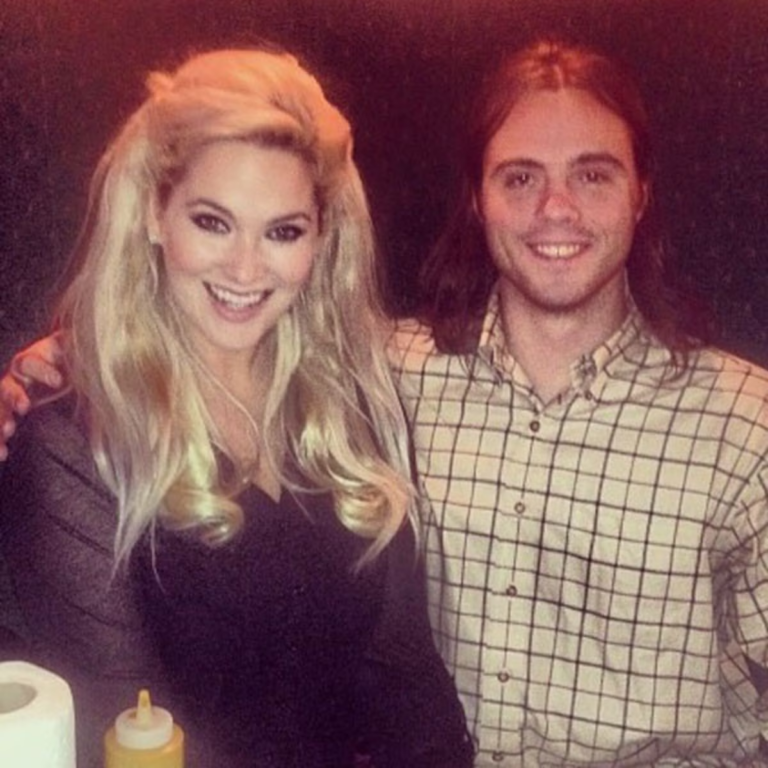Whitney Thompson: Biography, Career, Net Worth & America’s Next Top ...